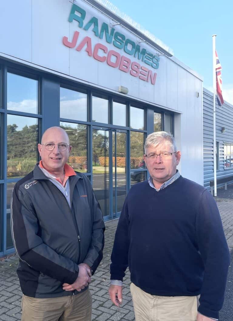 College link with lawnmower firm aims to attract more greenkeeping ...